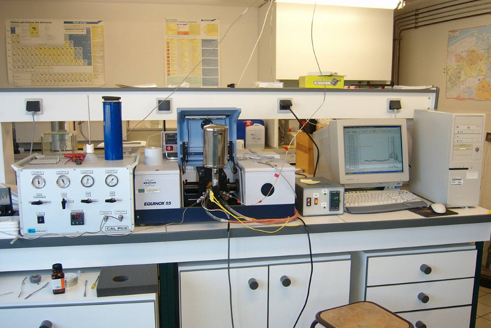 UV and IR Spectroscopy – UCEIV